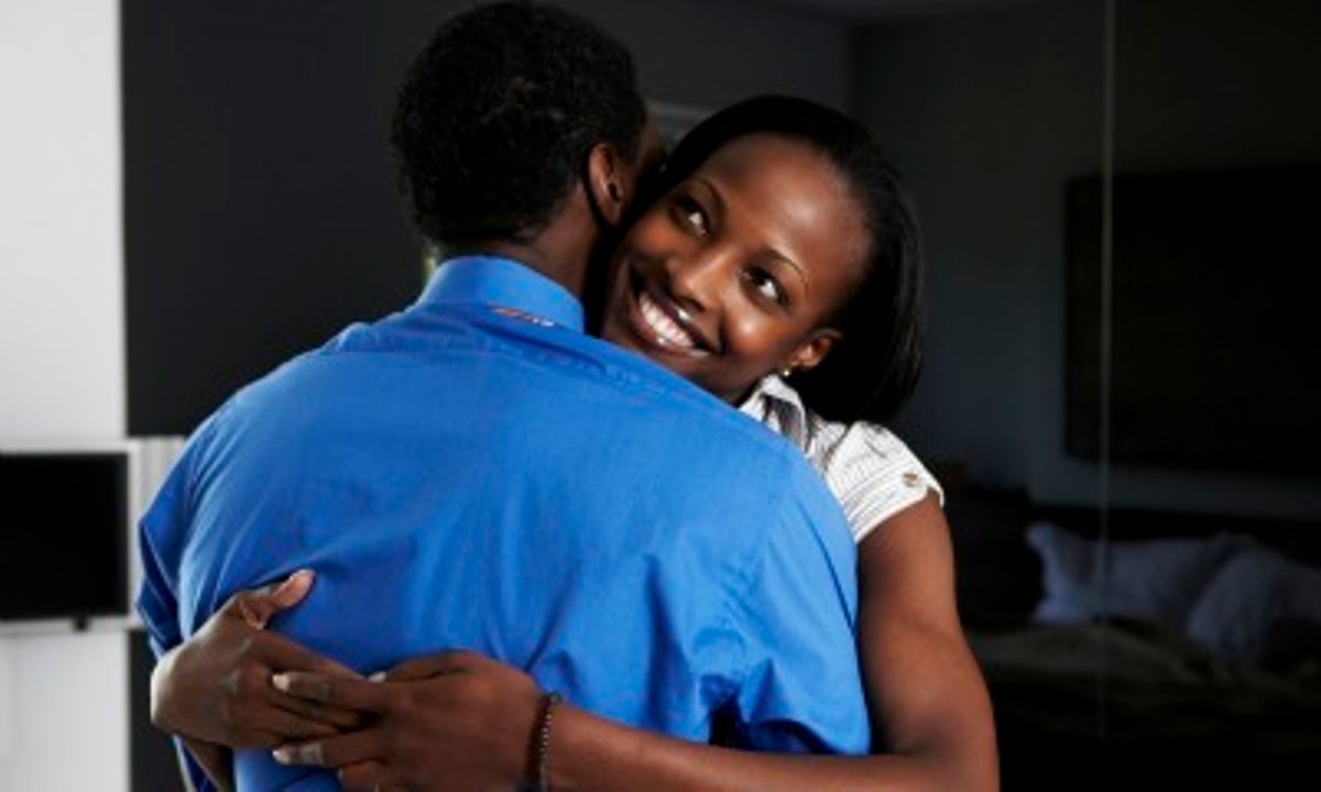 4 reasons why you should hug someone daily