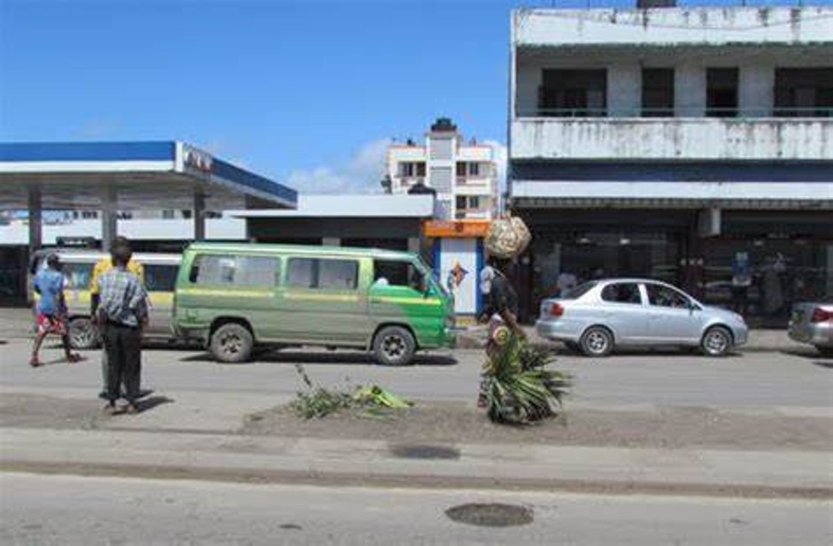 Jomvu residents decry contaminated water over oil leak Jomvu residents decry contaminated water over oil leak