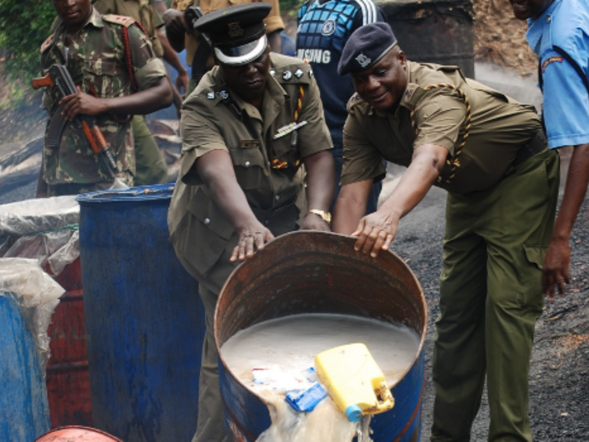 Chiefs destroy tonnes of illicit brew in Gatundu North