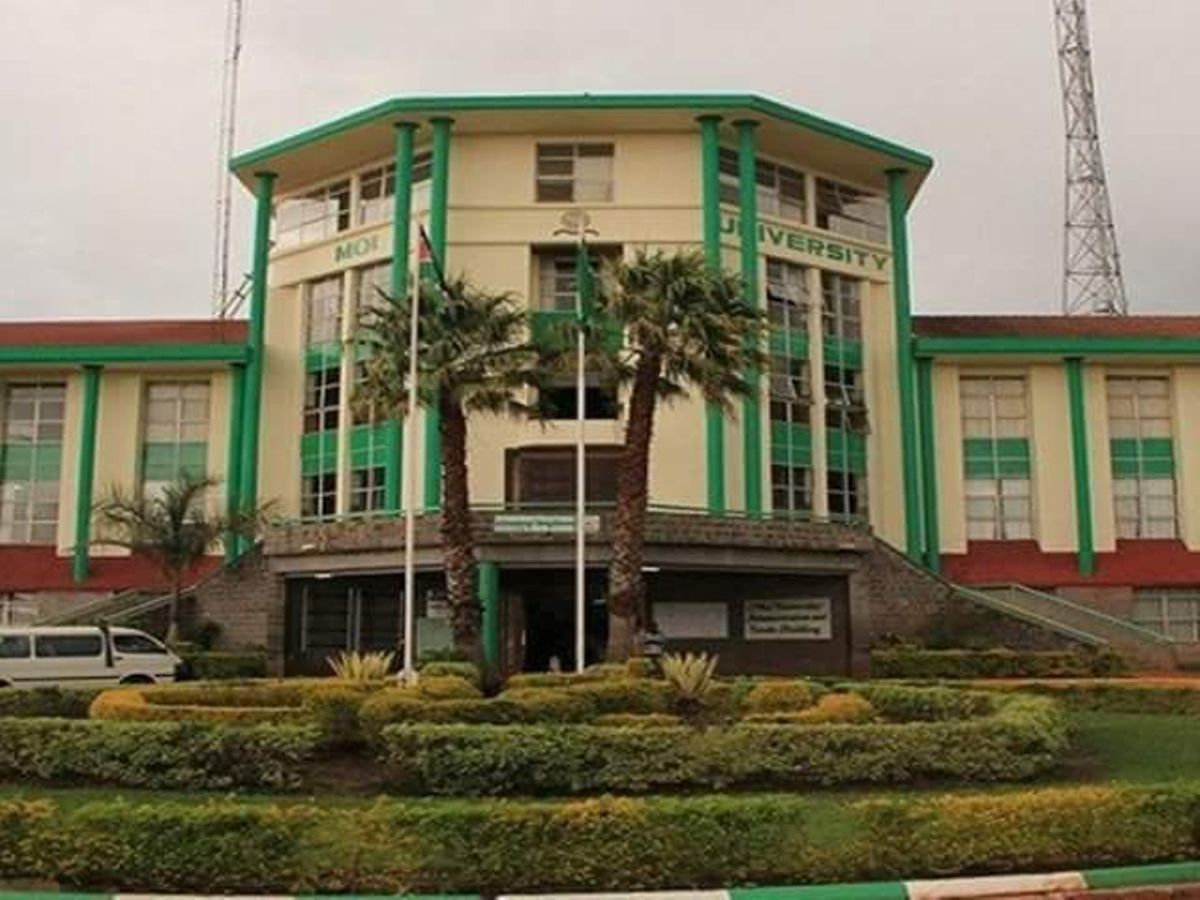 Over 4,000 to be conferred as Moi University holdd its 35th graduation