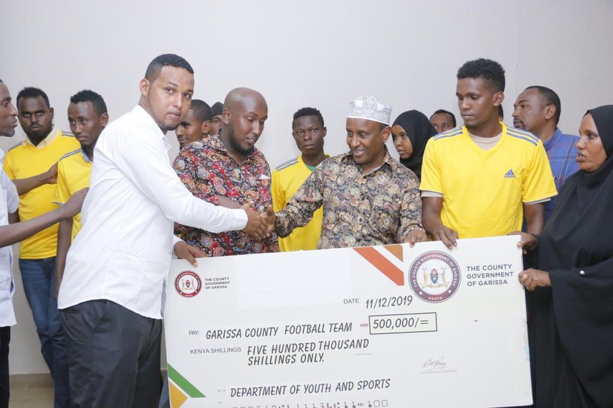 Garissa soccer team receives goodies from Governor Korane
