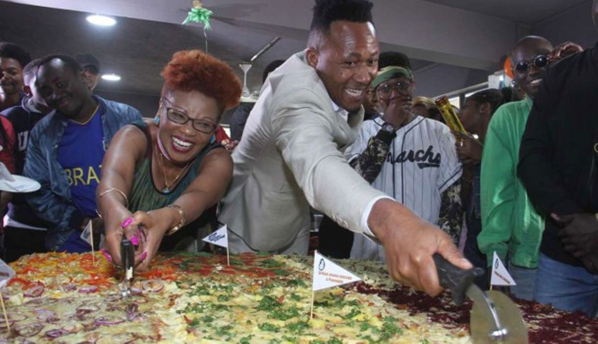 Nairobi restaurant prepares Kenya's biggest pizza ever