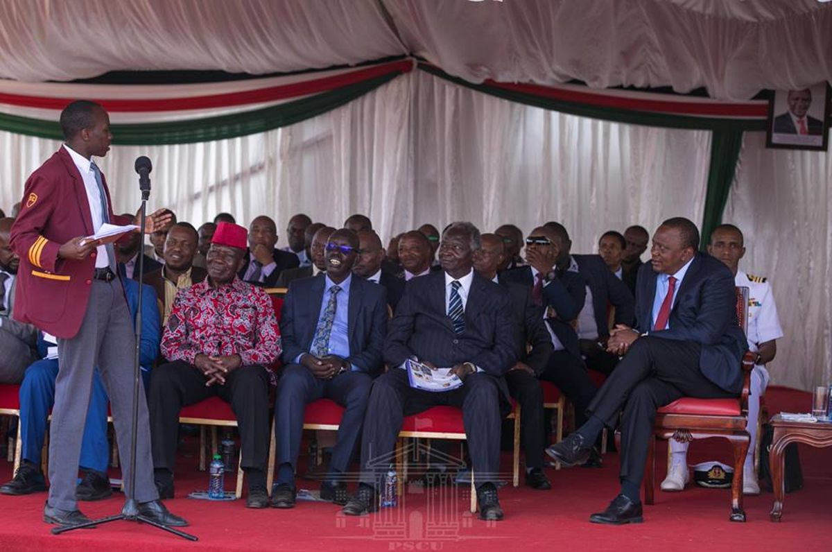 Mang’u High student wows Uhuru, secures bus for school