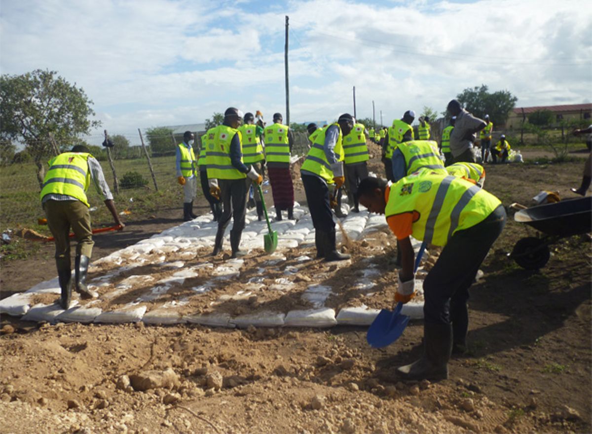 Garissa county begins demolish of structures outside ring road
