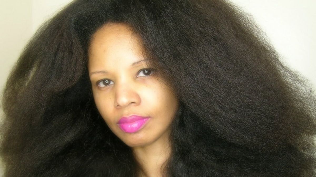5 struggles women with long hair can understand