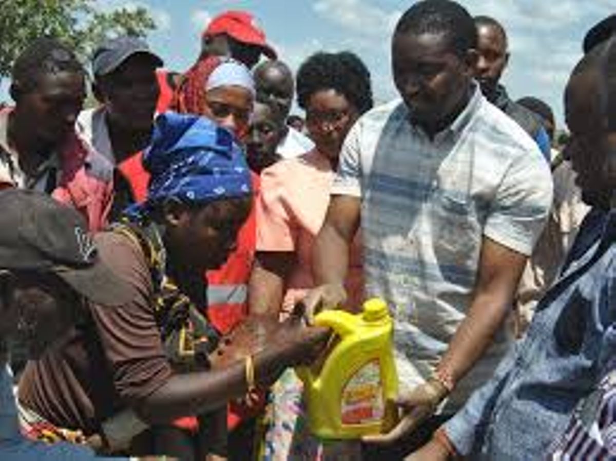 Kawangware fire victims get support to rebuild