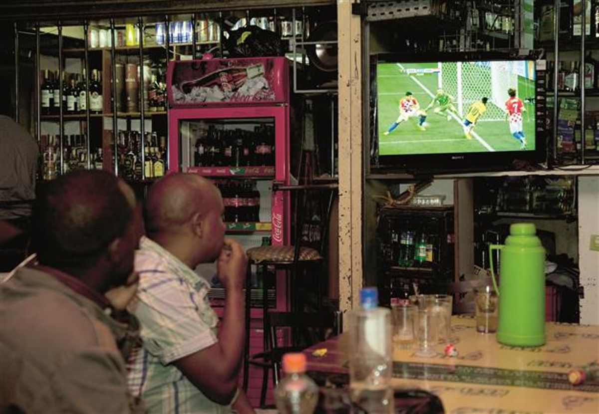 3 types of annoying football fanatics