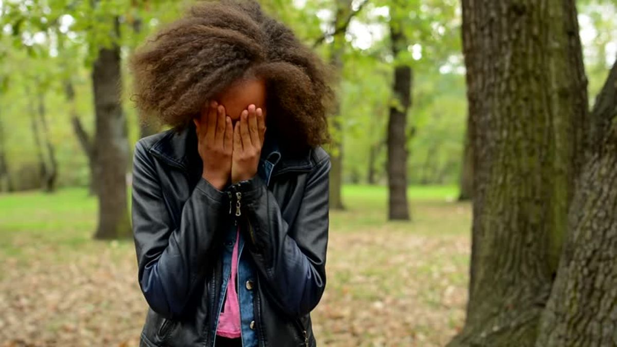 University student embarrassed as breasts pop-out during class presentation