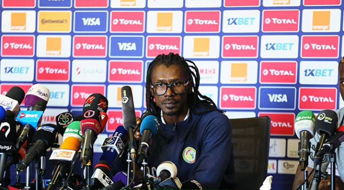 Senegal's coach hits back at Sebastian Migne