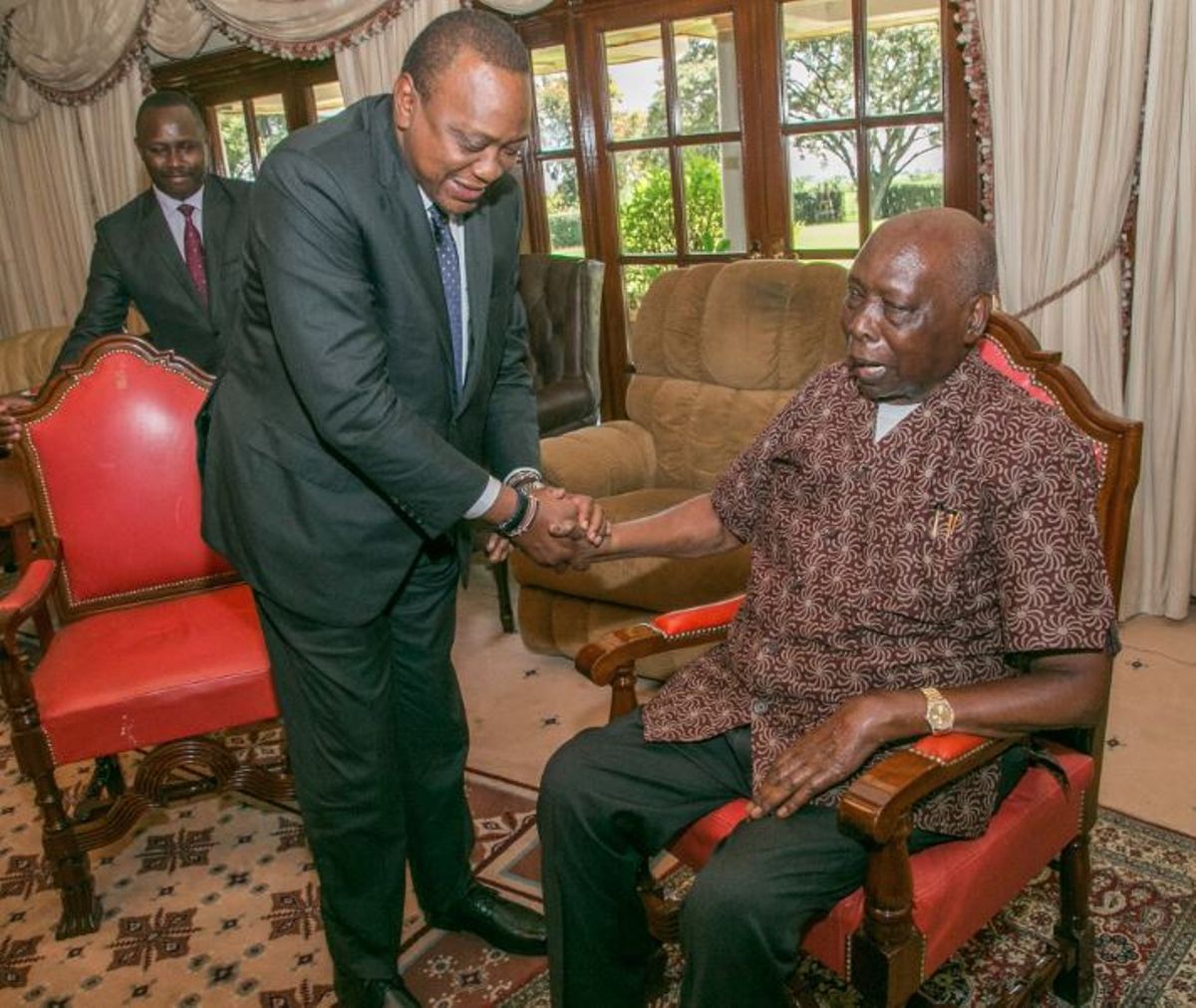 Analyst explains why Uhuru visited Moi without Ruto