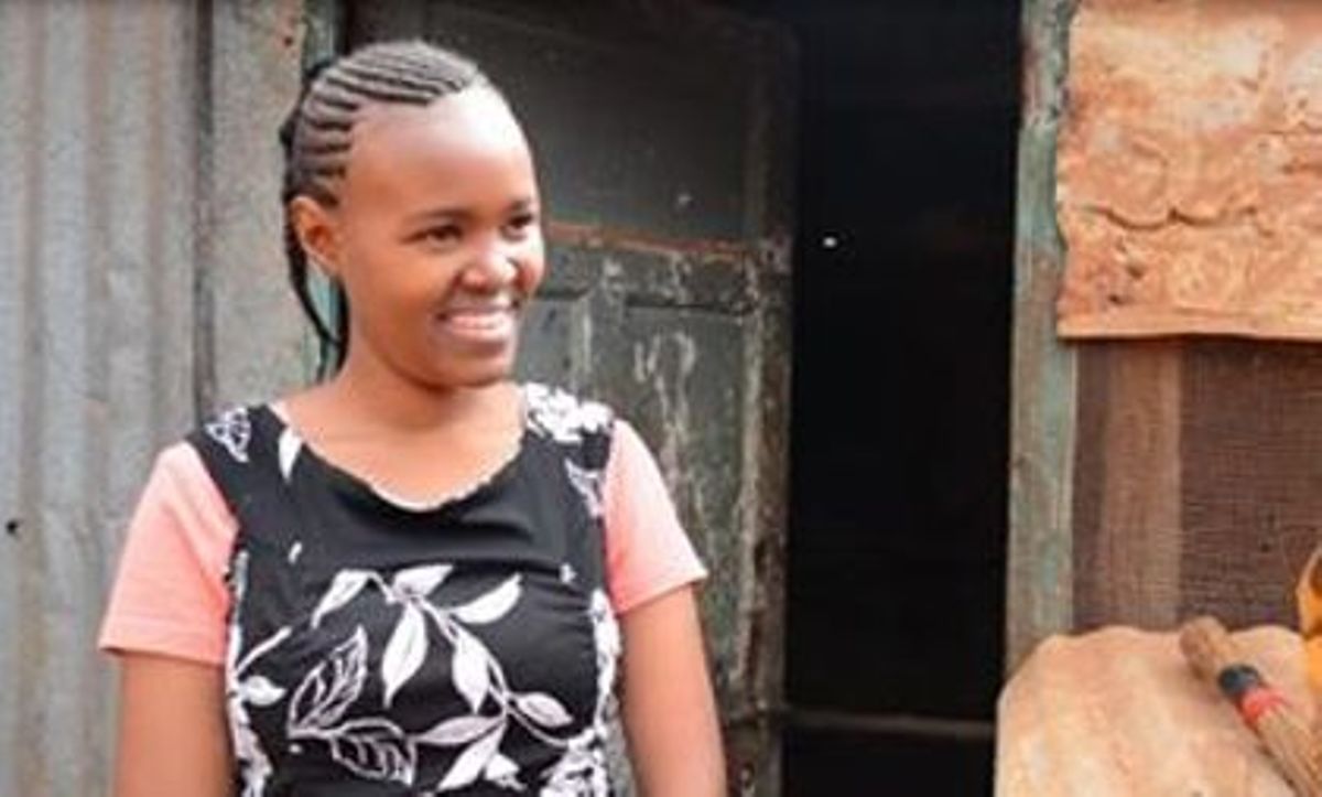 Tears as popular actress is laid to rest