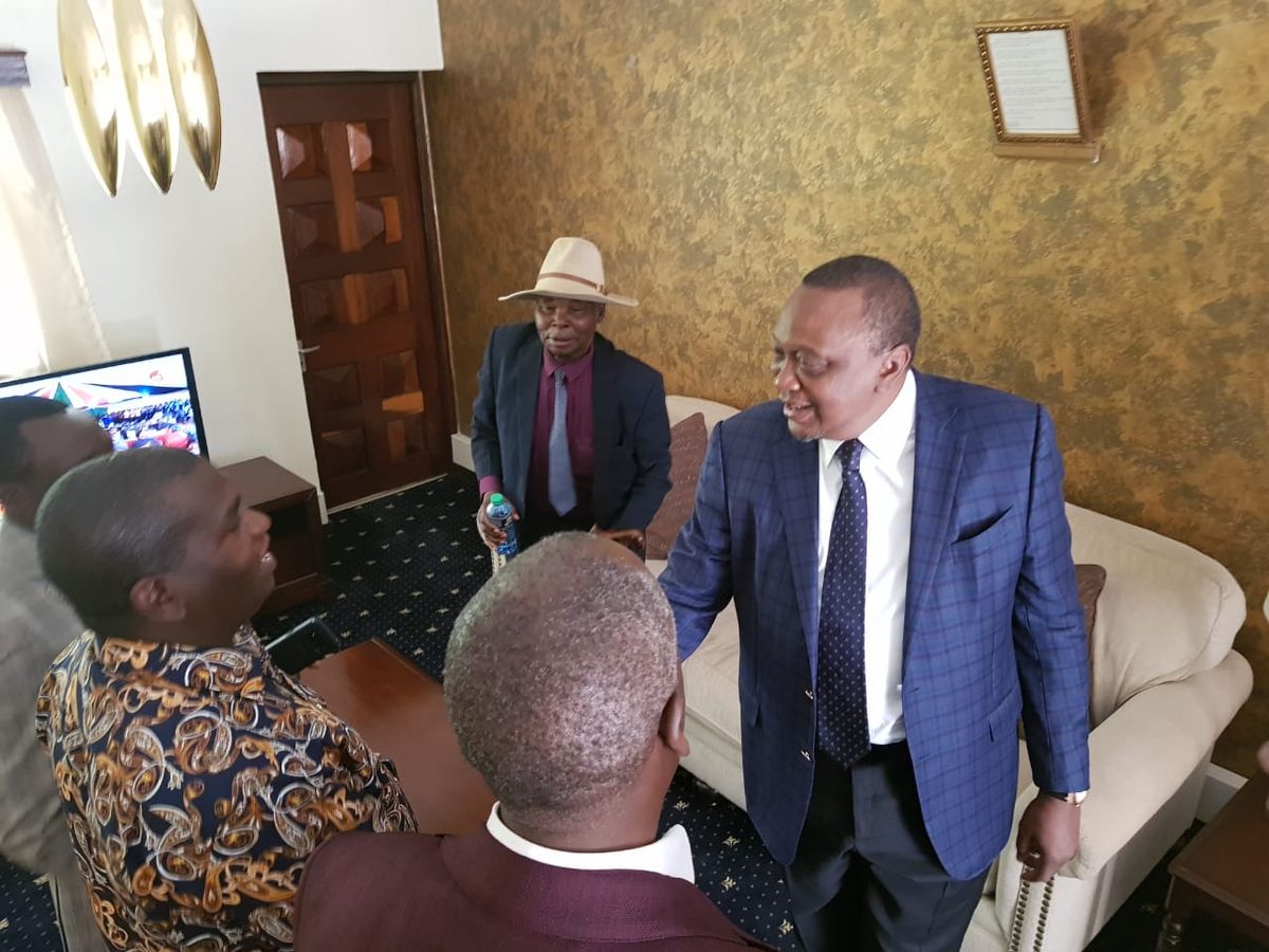 Inside Uhuru's meeting with leaders at Nakuru State House