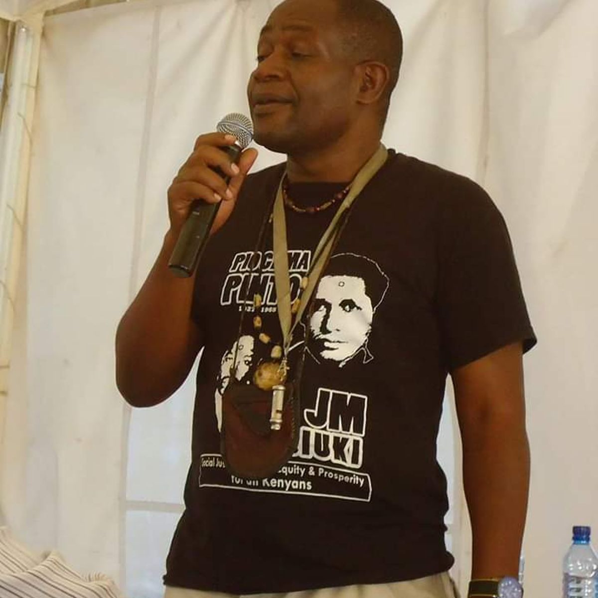 Activist Onyango Oloo dies