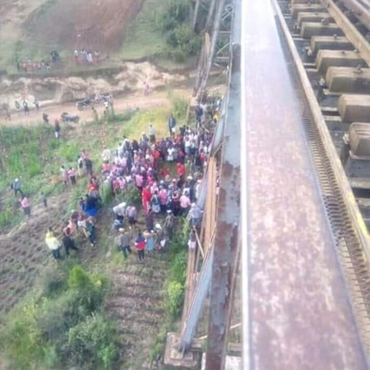 Molo woman falls off bridge, dies on the spot