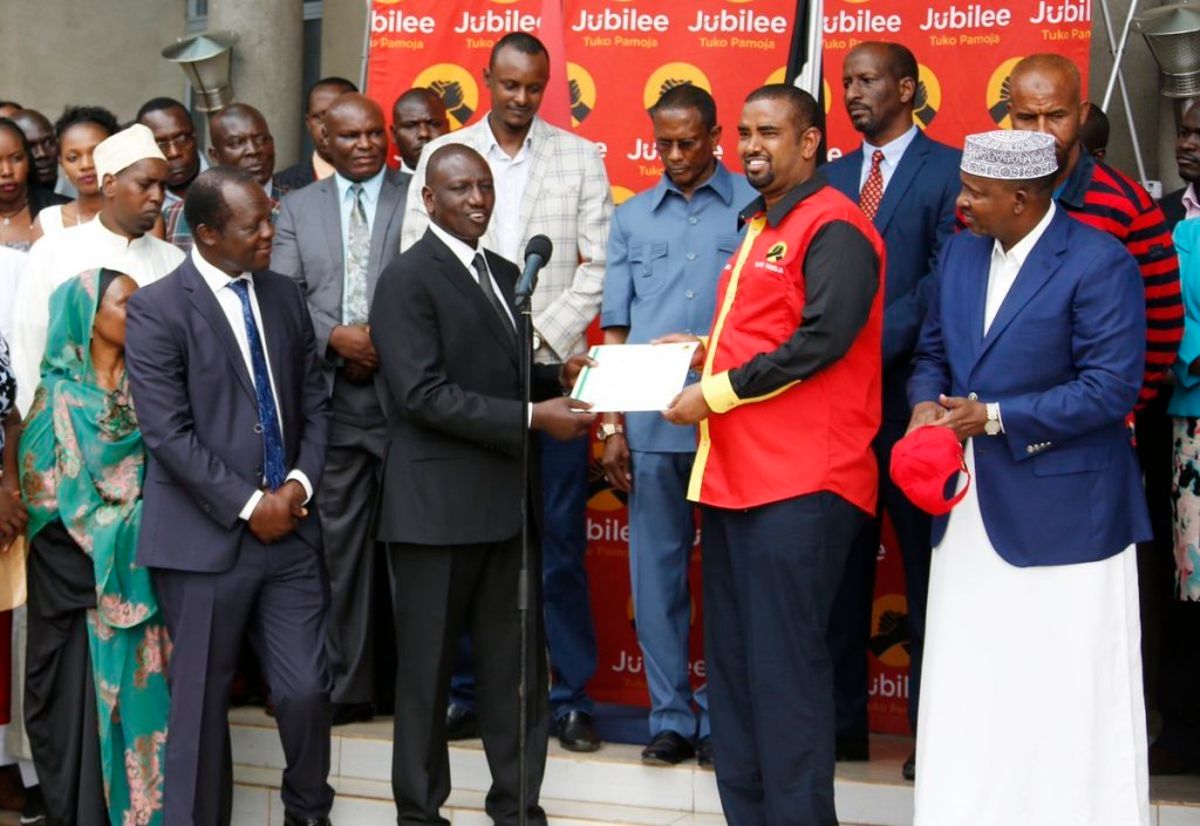 Tuju denies claims he's fighting DP Ruto